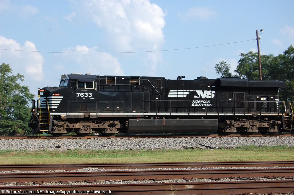 NS 7633